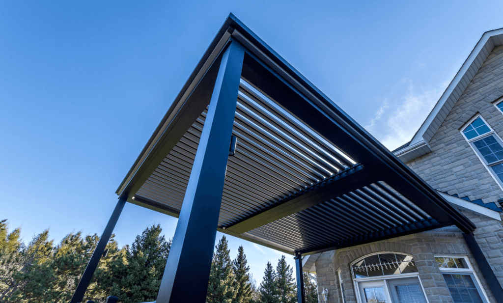 Custom Pergolas: Enhance Your Outdoor Space in Palm Beach